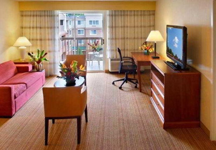 Courtyard By Marriott Basking Ridge New York | Holidays to New York ...